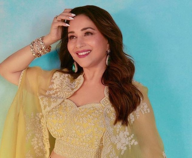 Madhuri Dixit recalls shooting the hook step of 'Tu Shaayar Hai ...