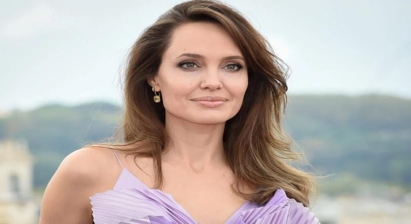 How David Duchovny ‘discovered' Angelina Jolie: All he knew was that she was a movie star ...